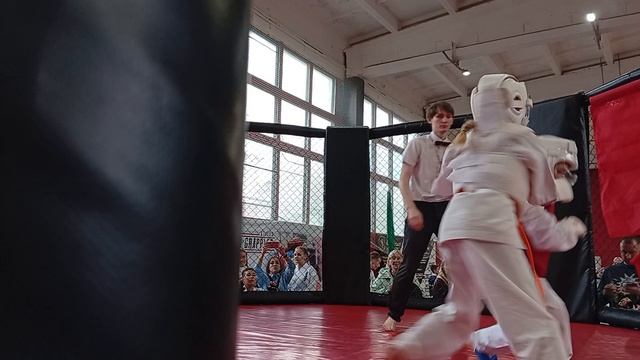 Зинна Кира 1 бой
