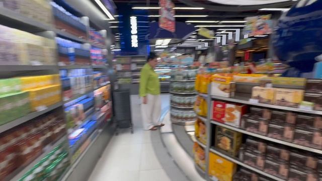 Foodcourt Dubai Mall небольшой обзор 2025, очень красивый Фудкорт в Дубае.