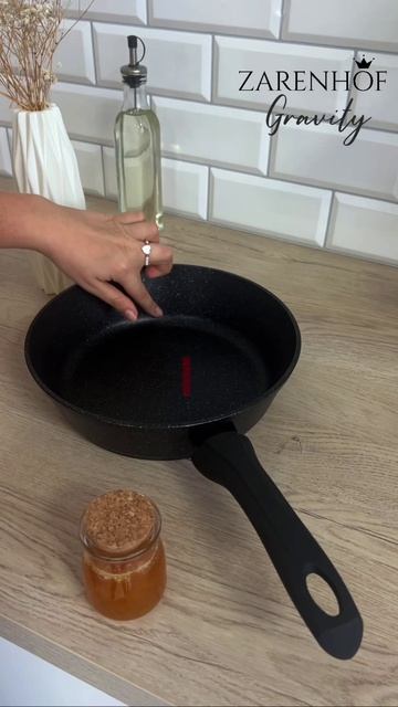 Сковорода Zarenhof Gravity 24 см с антипригарным покрытием 🥘