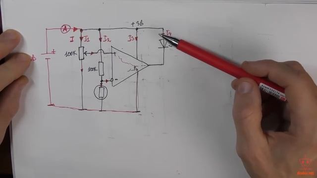 130. Светодиодная свеча с датчиком света. Киевская свеча.