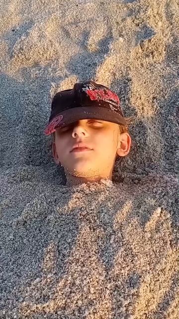 Наше сокровище на пляже в ОАЭ