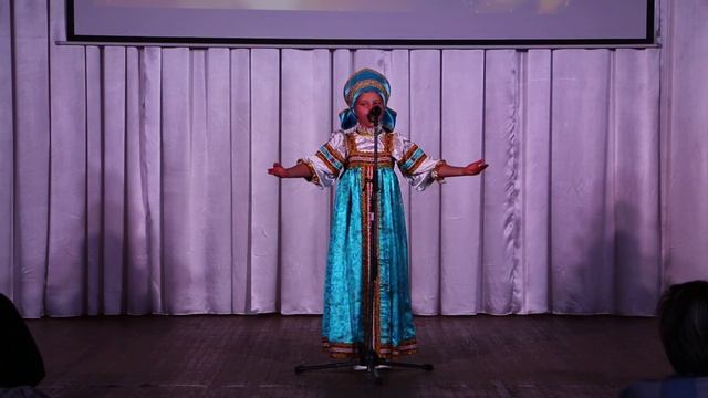 Ксения Логинова – «Я на горку шла»