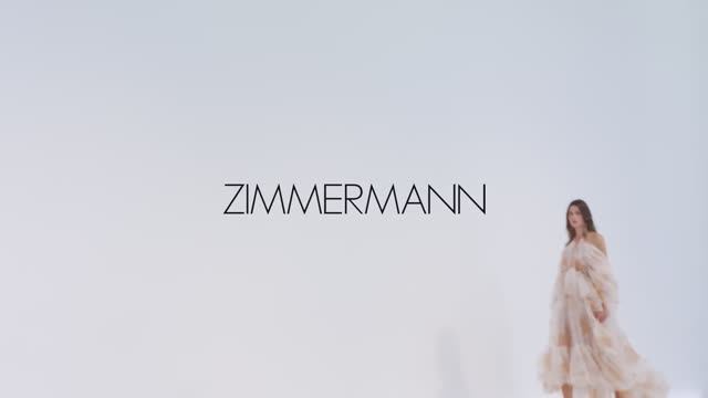 Показ женской коллекции Zimmermann весна-лето 2024