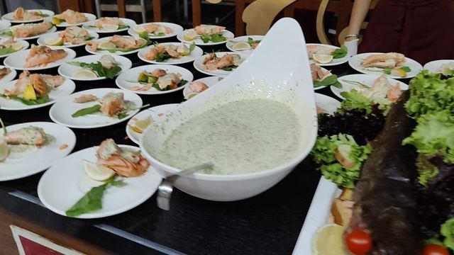 осетры поданы