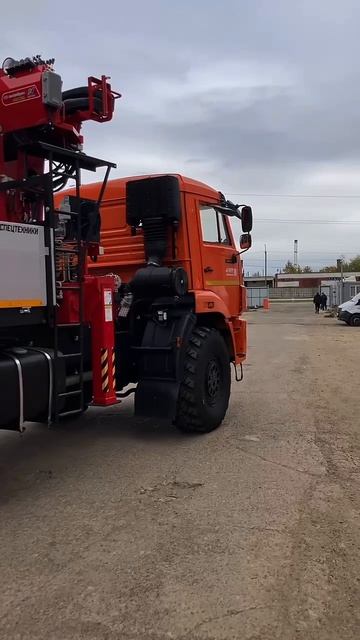 Камаз 43118-48 с КМУ Horyong HRS 206. Отзыв нашего покупателя из г. Йошкар-Ола от 22.10.2025