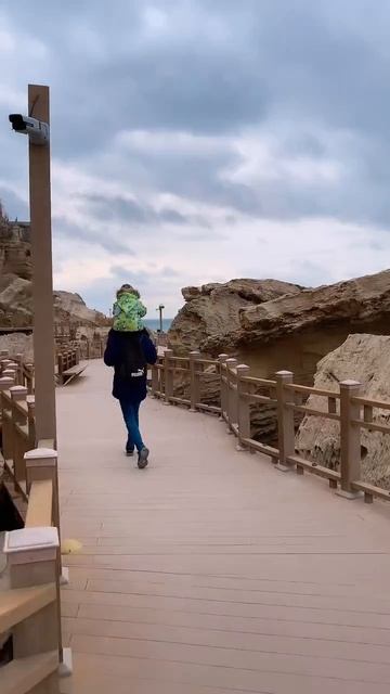 Убегаем от мамы - любимая игра 🤭