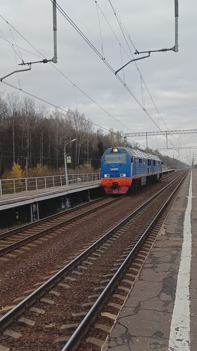 2ТЭ25К на платформе 92 км