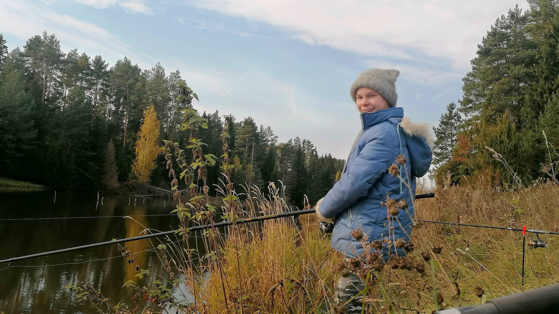 Уже ЗАМОРОЗКИ, а мы РЫБАЧИМ на ПОПЛАВОК! Неожиданный ФИНАЛ  рыбалки!