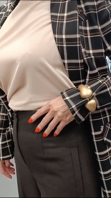 Современная женская одежда Бизнес Стиль Отправляем по всей России Заказ ватцап 89212869336