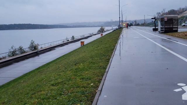 Идём на набережную в Калуге  по навигатору.