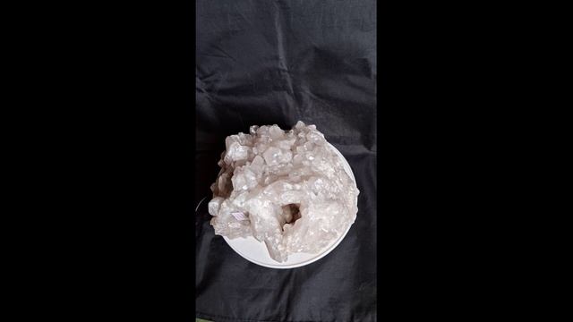 Аметистовая друза с жеодой 10х17х18 см