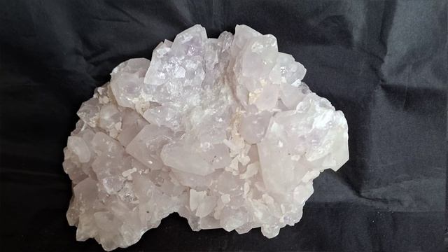 Аметистовая друза 10х25х25 см