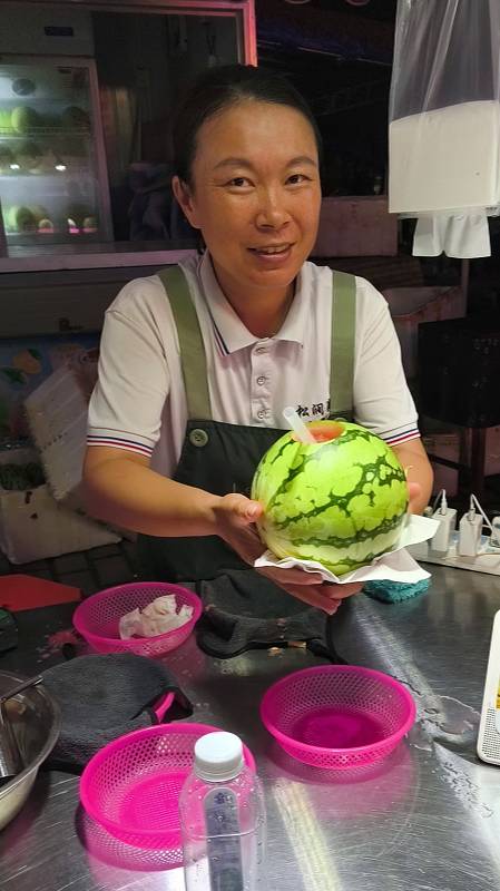 Тростниковый сок и арбузкоктейль