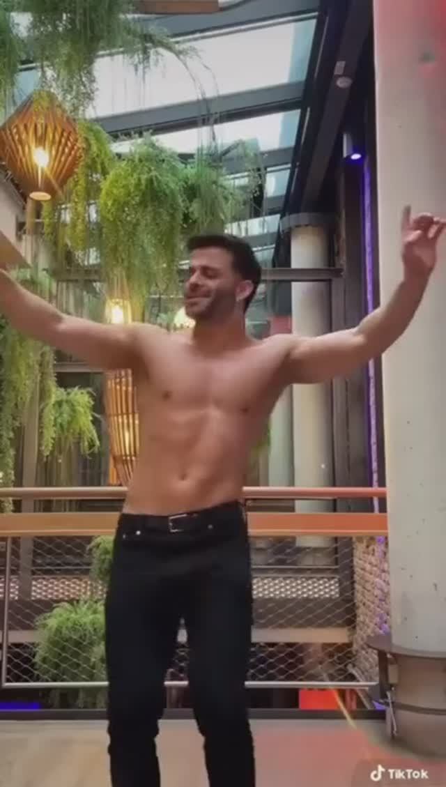 Мужчина для вас