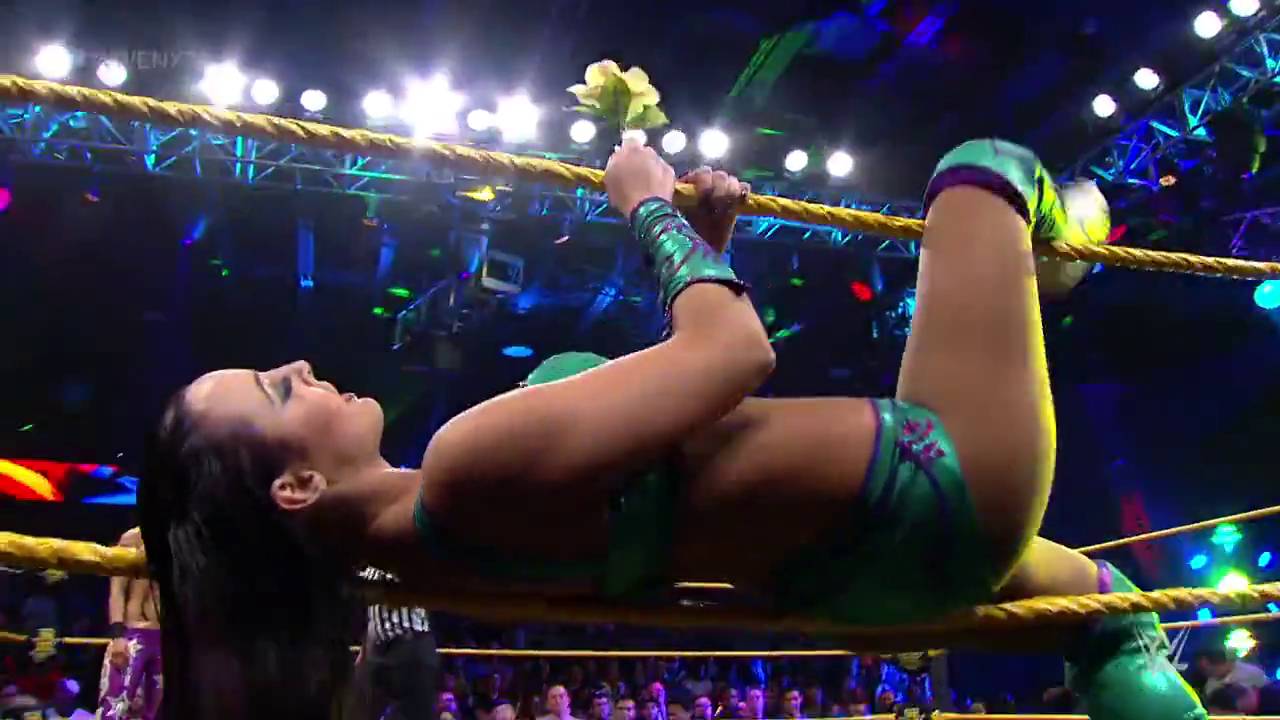 "Женская борьба"