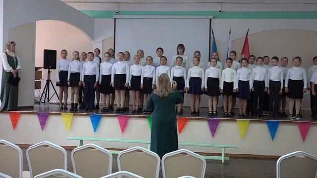 Школьный хор "Росинка" школы №5 - Счастье русской земли