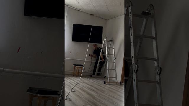 Жизнь в деревне. Что то захотелось изменений в доме .