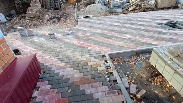 Шестое  видео поле 29 дней работы мастра