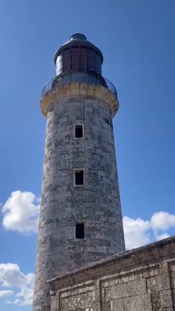 Маяк был построен в Гаване в 1844 году