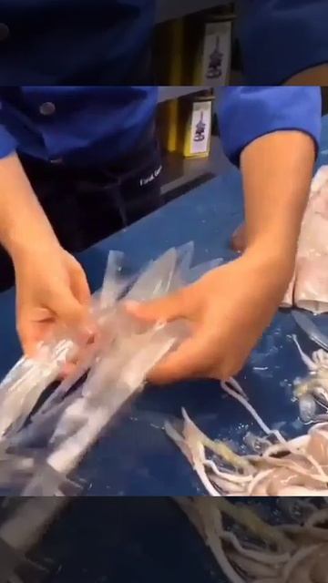 Чистка кальмаров. 🦑
