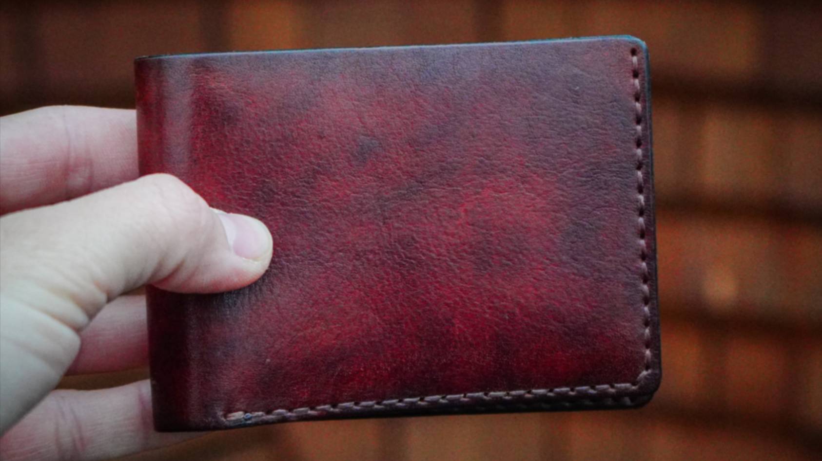 Как сделать кошелек из кожи.