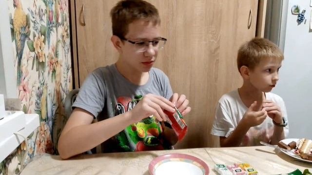 Оцениваем сладости + идеи для пранков с ТикТаком