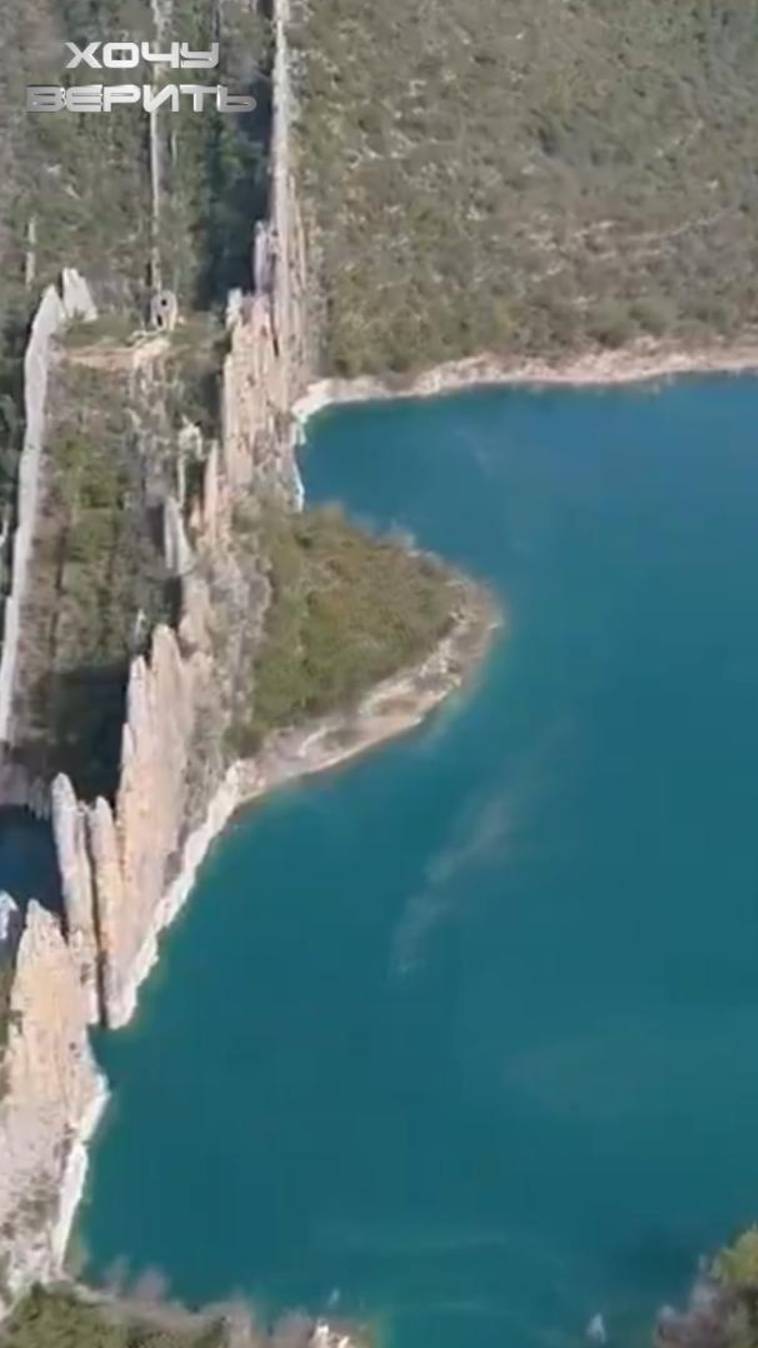 «Стена Финестрес» - руины древней цивилизации или причуды Природы #геология #чудесаприроды