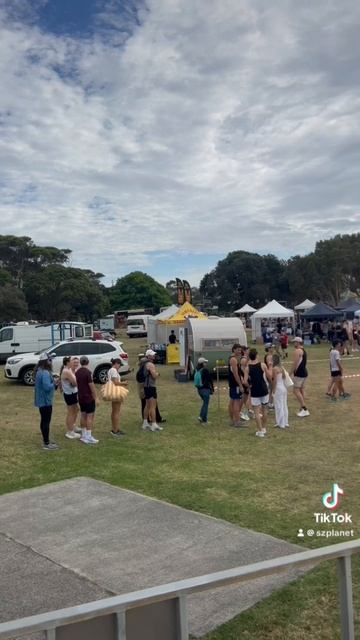 Вот-вот начнется что-то грандиозное… Снимаю большой забег на Марубре. #filming #backstage #video