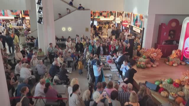 ВДНХ  / павильон с кафе республик ближнего зарубежья / Москва