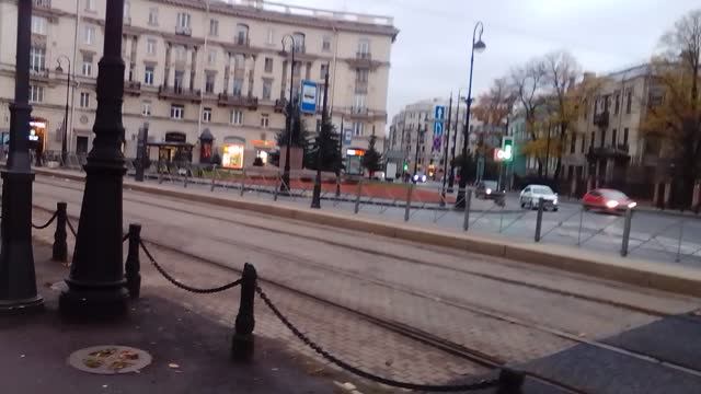 Новый трамвай в ретро-стиле.