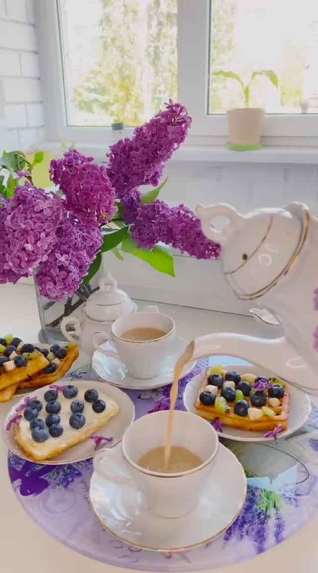 Весенний завтрак 🥝🧇🍌#шортс