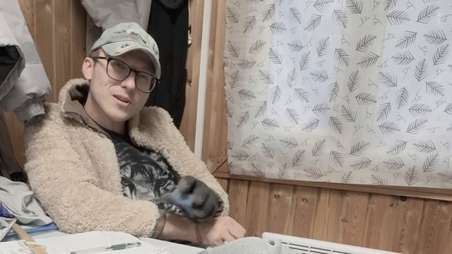 От черного к цветному.