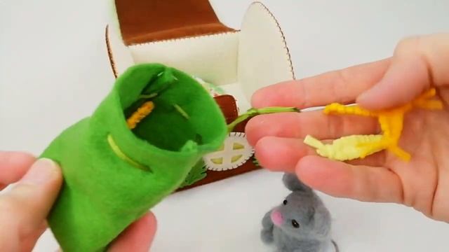 Кукольный домик из фетра для мышки