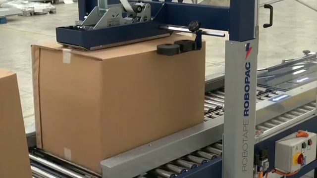 Автоматические заклейщики Robotape CF