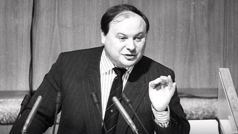 Егор Тимурович Гайдар / экономические реформы в РФ / демократы, либералы / либеральная Россия