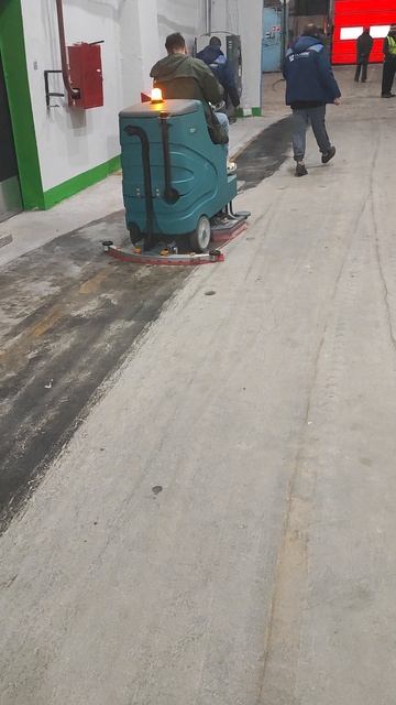 Поставка машин Wellland FD85 и F50P на завод по производству вентиляционных систем | Часть 7