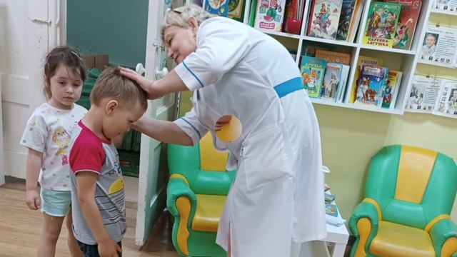 День медицинского работника ( группа № 9 _Гномики)