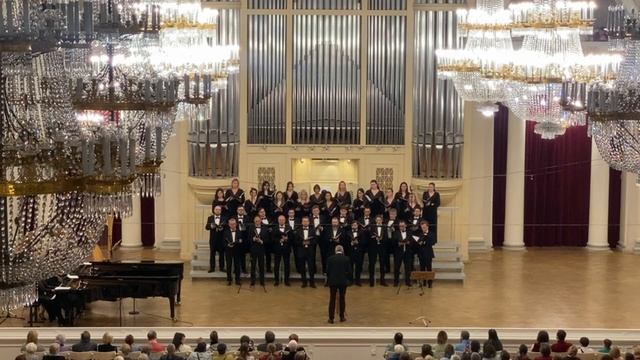 Г. В. Свиридов. Курские песни. В городе звоны звонют