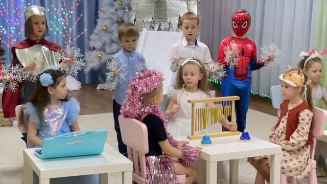 Новогодний утренник ( группа № 10 _Ромашки_, воспитатель Саламандра О.В.)