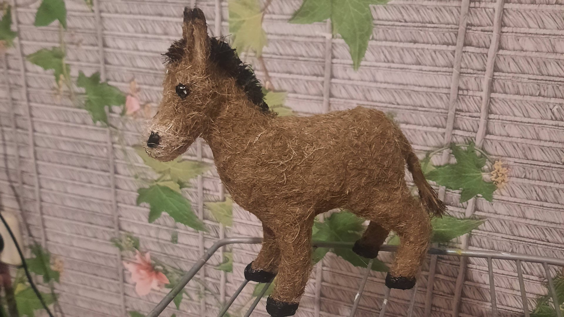 Рождественский вертеп своими руками. Ослик