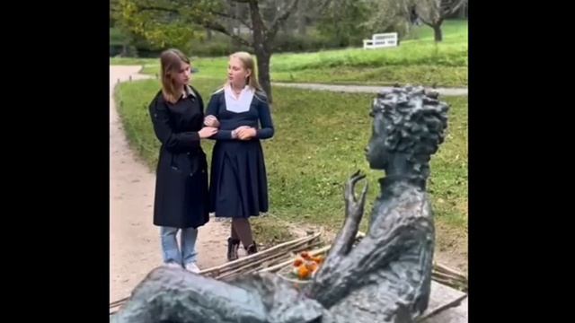 "Как заяц поэта спас"