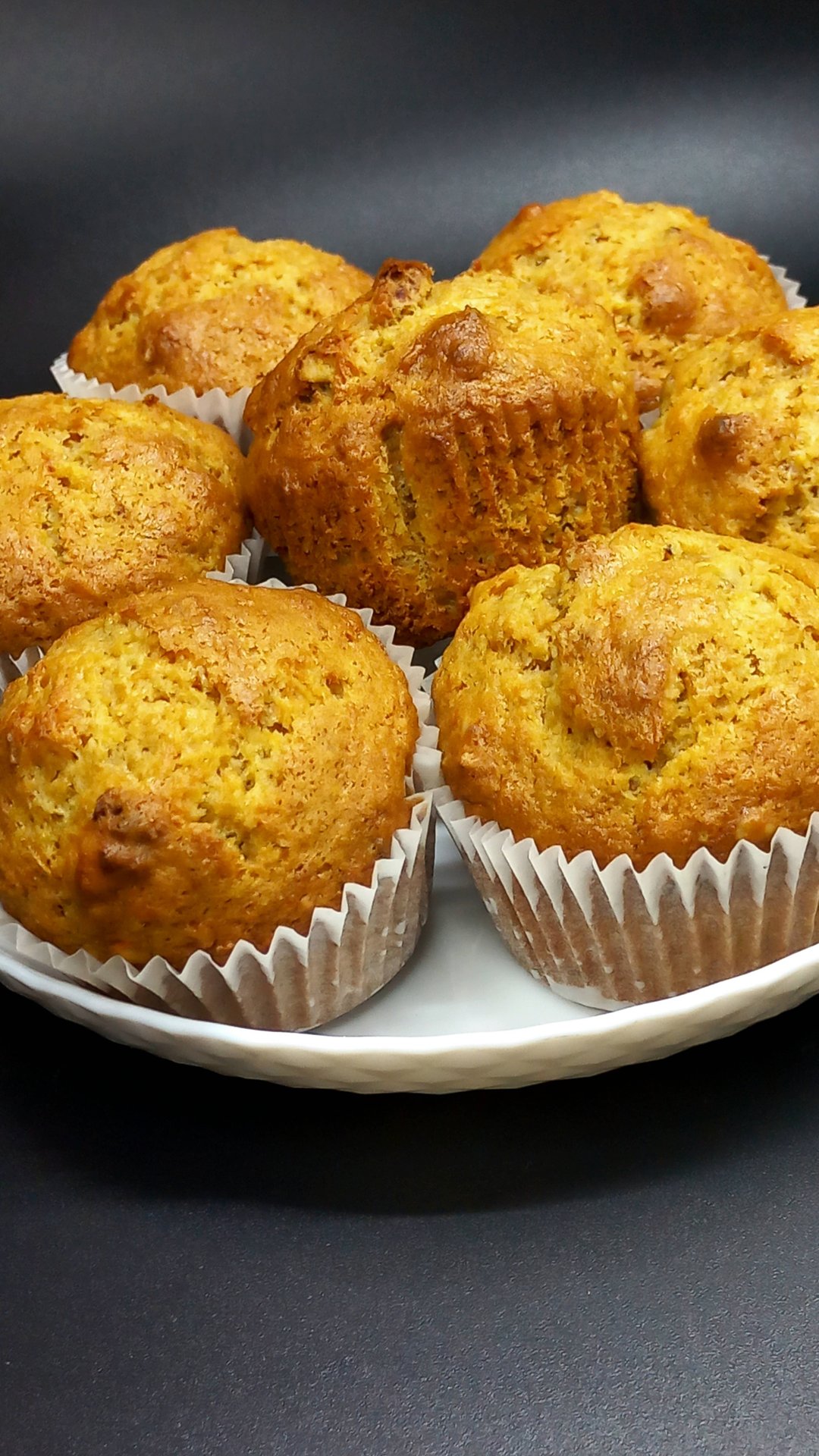 Кексы морковные с грецкими орехами к чаю