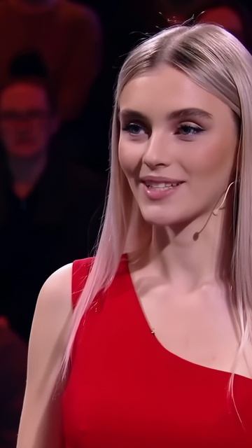 «Чёрный квадрат» Малевича: икона авангарда за 550 000 рублей! 🎨⬛