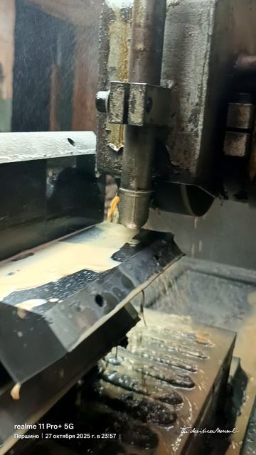 Шлифовка поверочных призм на синусном столе.