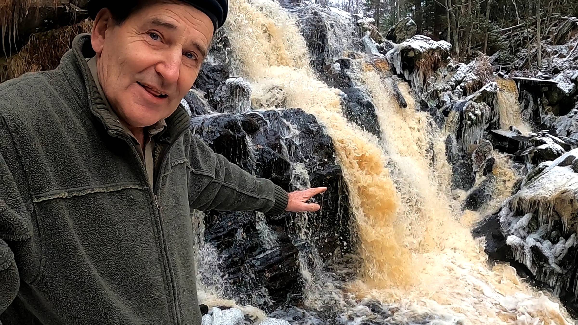 38  У ВОДОПАДА  БЕЛЫЕ МОСТЫ НАКРЫЛОСЬ СЦЕПЛЕНИЕ ПАЗ-3201