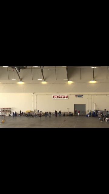 Мировой рекорд по дальности полёта бумажного самолётика. Наверное, это тоже авиамоделирование....