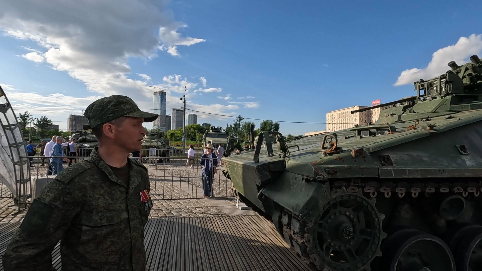 БМП Мардер серия 1А3. Обзор боевого трофея. Герои СВО рассказывают о ней.