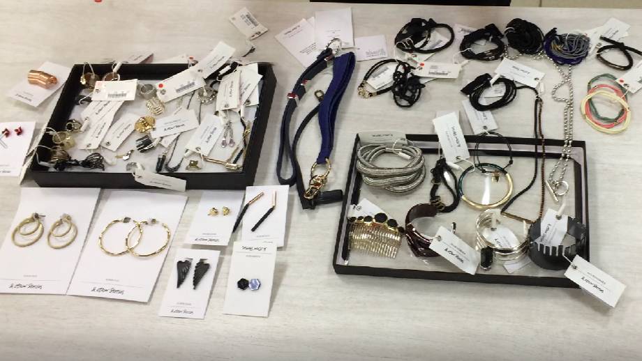 сти180.2. Бижутерия H&M сток