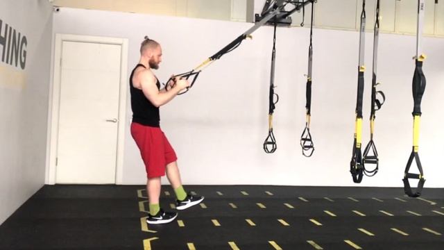 TRX Single leg squat