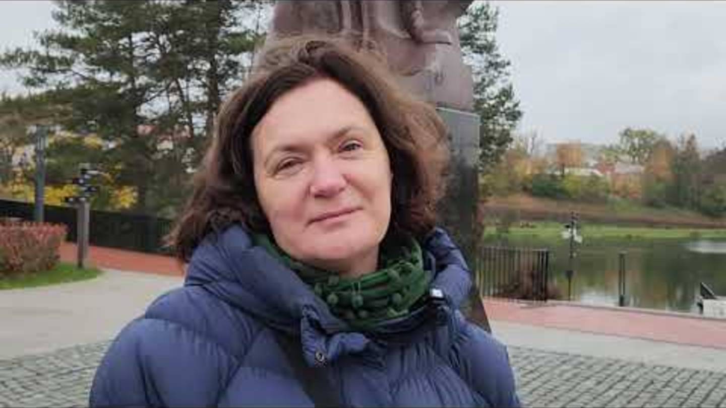 🌏 Земля-21й： Города и Страны. 💥Центр Паневежиса с гидом Линой. 😇